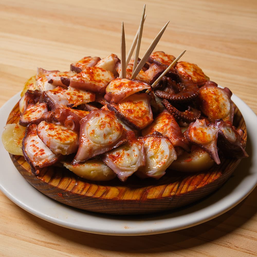 Taberna Pulpería Atarazana: Sabor Gallego en Ourense - Planomato